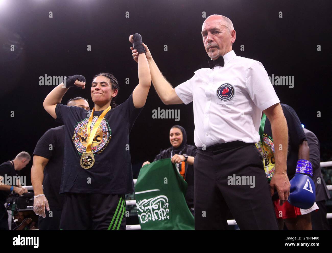 Jake paul boxing tommy hi-res stock photography and images - Alamy