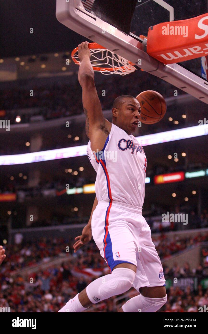 Los Angeles Clippers forward Caron Butler (5) makes a move with the ...
