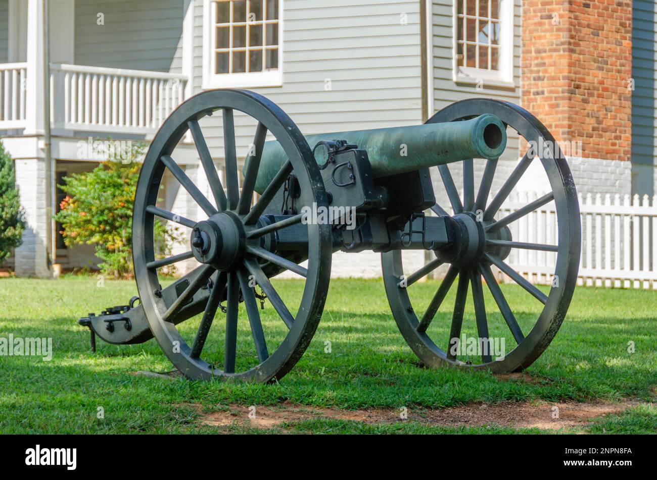 George Peers House. Civil War Cannon. Appomattox County. Appomattox ...