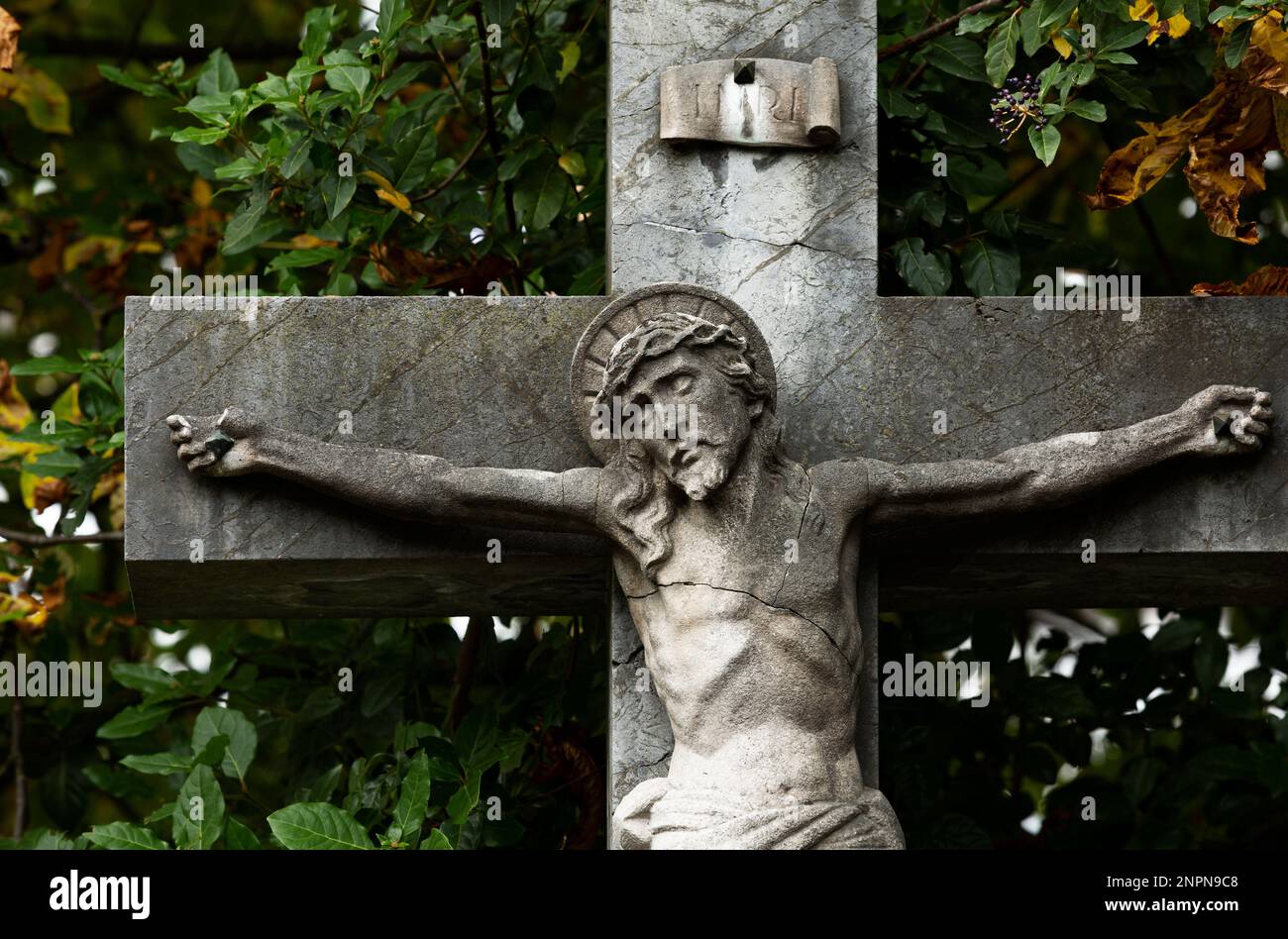 Cementerio tumba arte tumba cementerio hi-res stock photography and ...