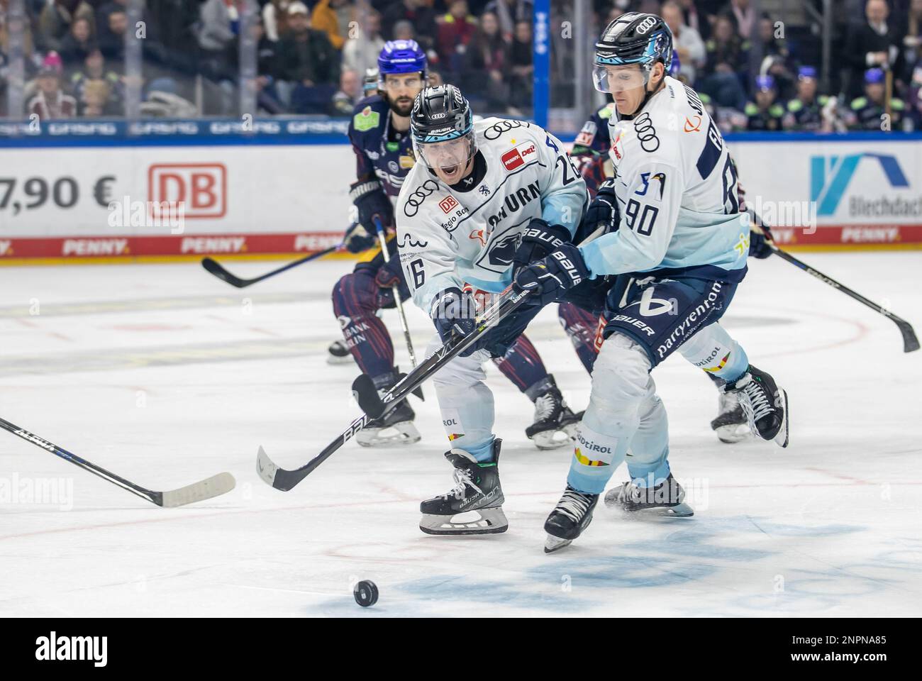 Ty ronning hi-res stock photography and images - Alamy