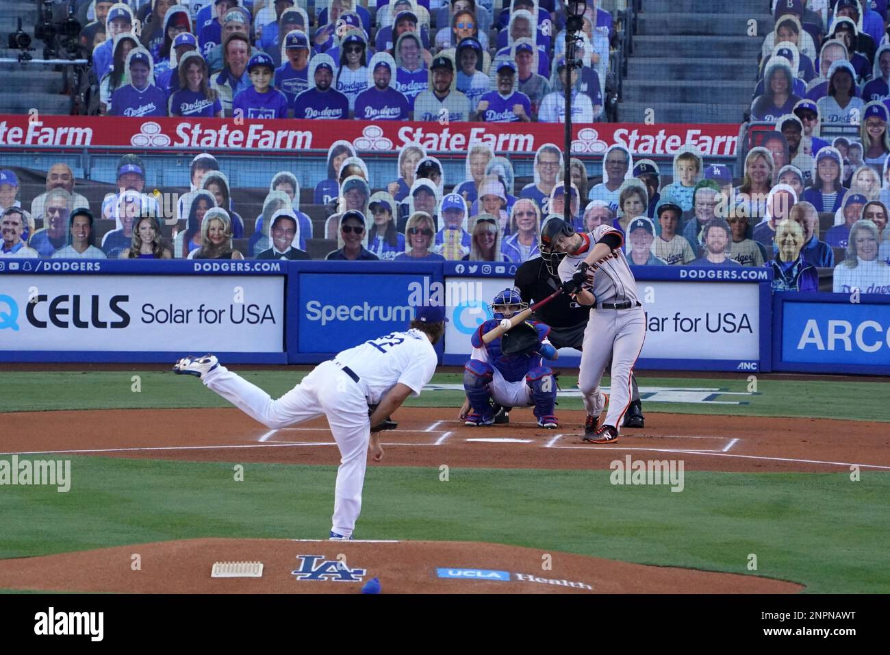 San Francisco Giants right fielder Austin Slater (13) bats against Los ...