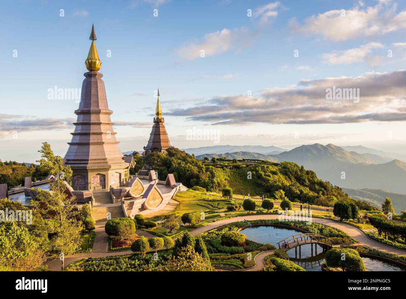 Temples on Doi Inthanon mountain, northern Thailand Stock Photo - Alamy