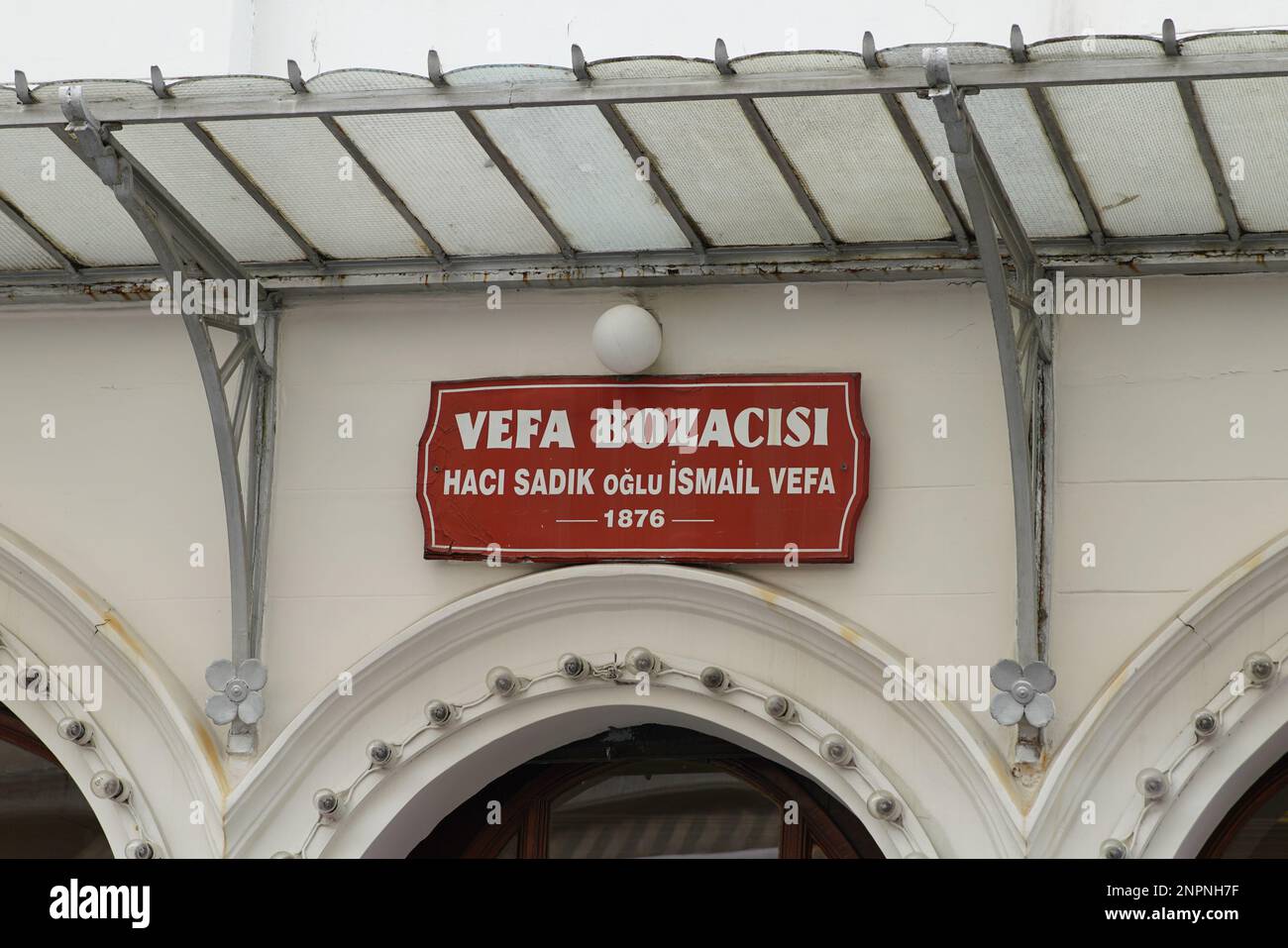 Boza vefa bozacisi in istanbul hi-res stock photography and images - Alamy