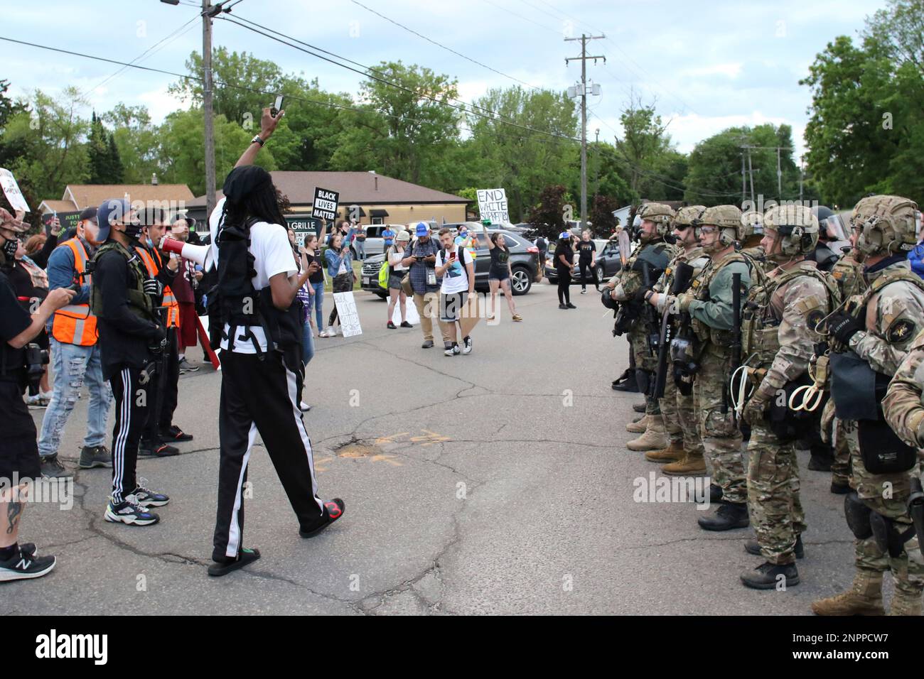 LAMBERTVILLE, MI - JUNE 12: Members of the Monroe County Sheriff's ...
