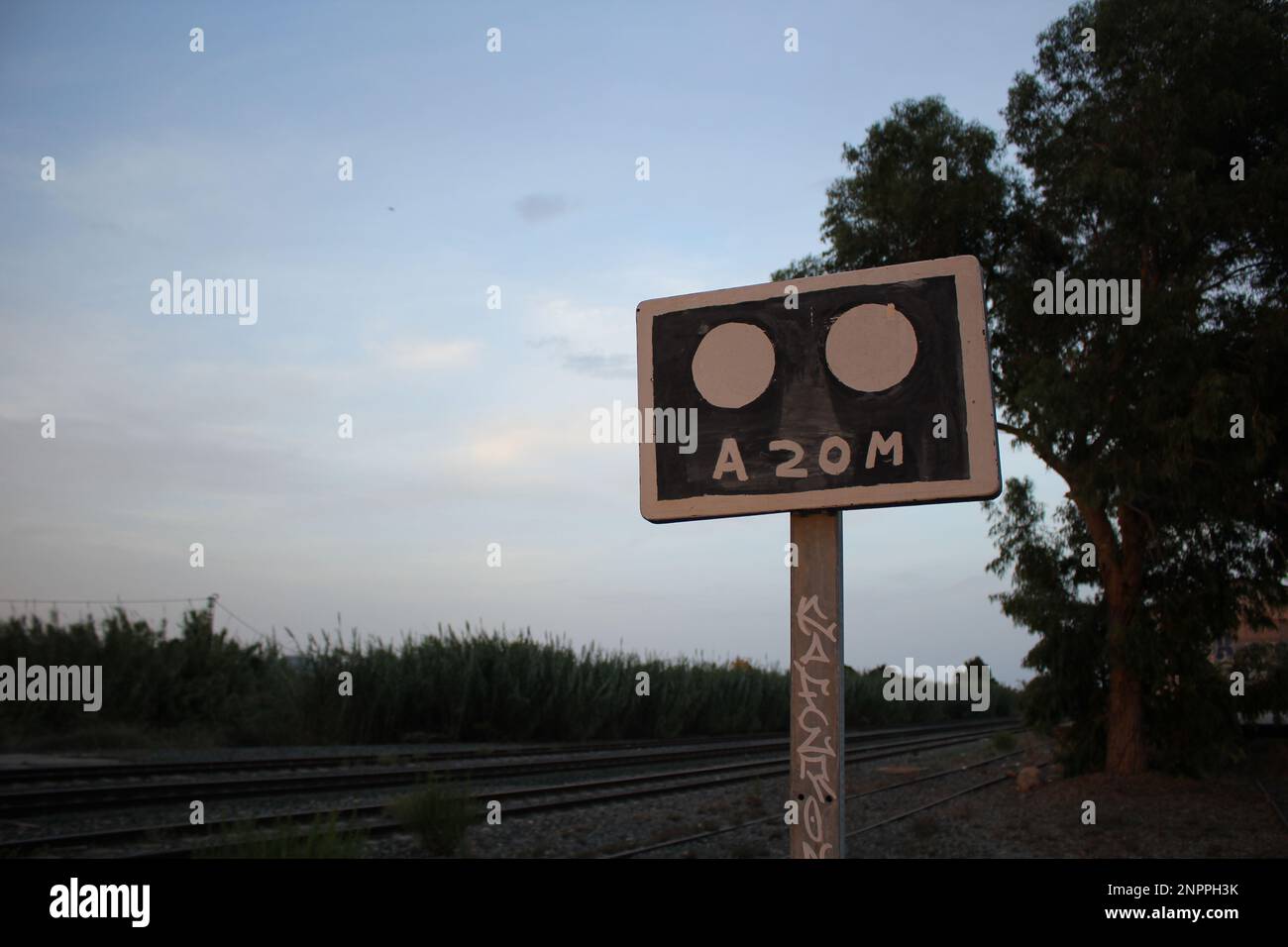 Senal puntos blancos hi-res stock photography and images - Alamy