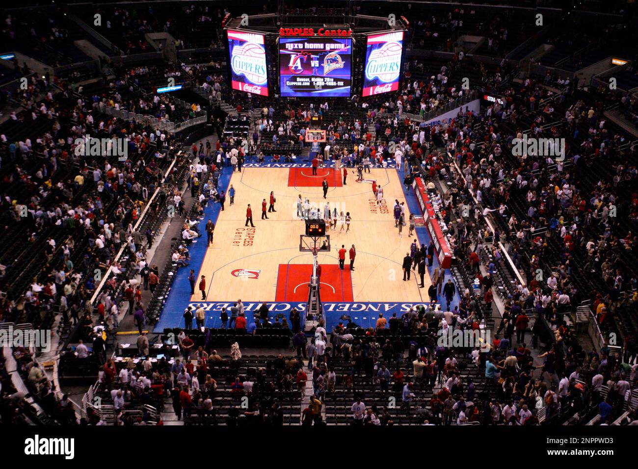 Staples Center Clippers Lakers Floor