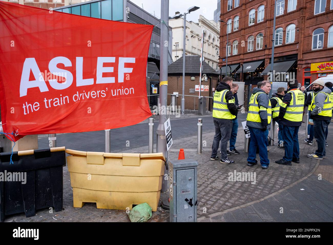 Train drivers from the ASLEF union strike for fair pay outside Grand ...