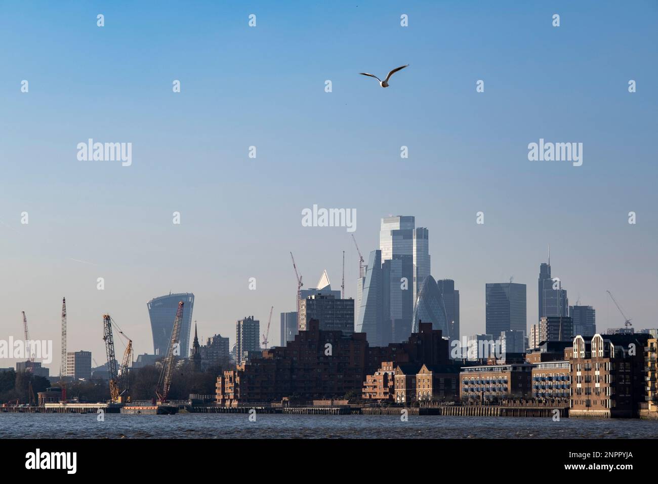 Rover thames hi-res stock photography and images - Alamy