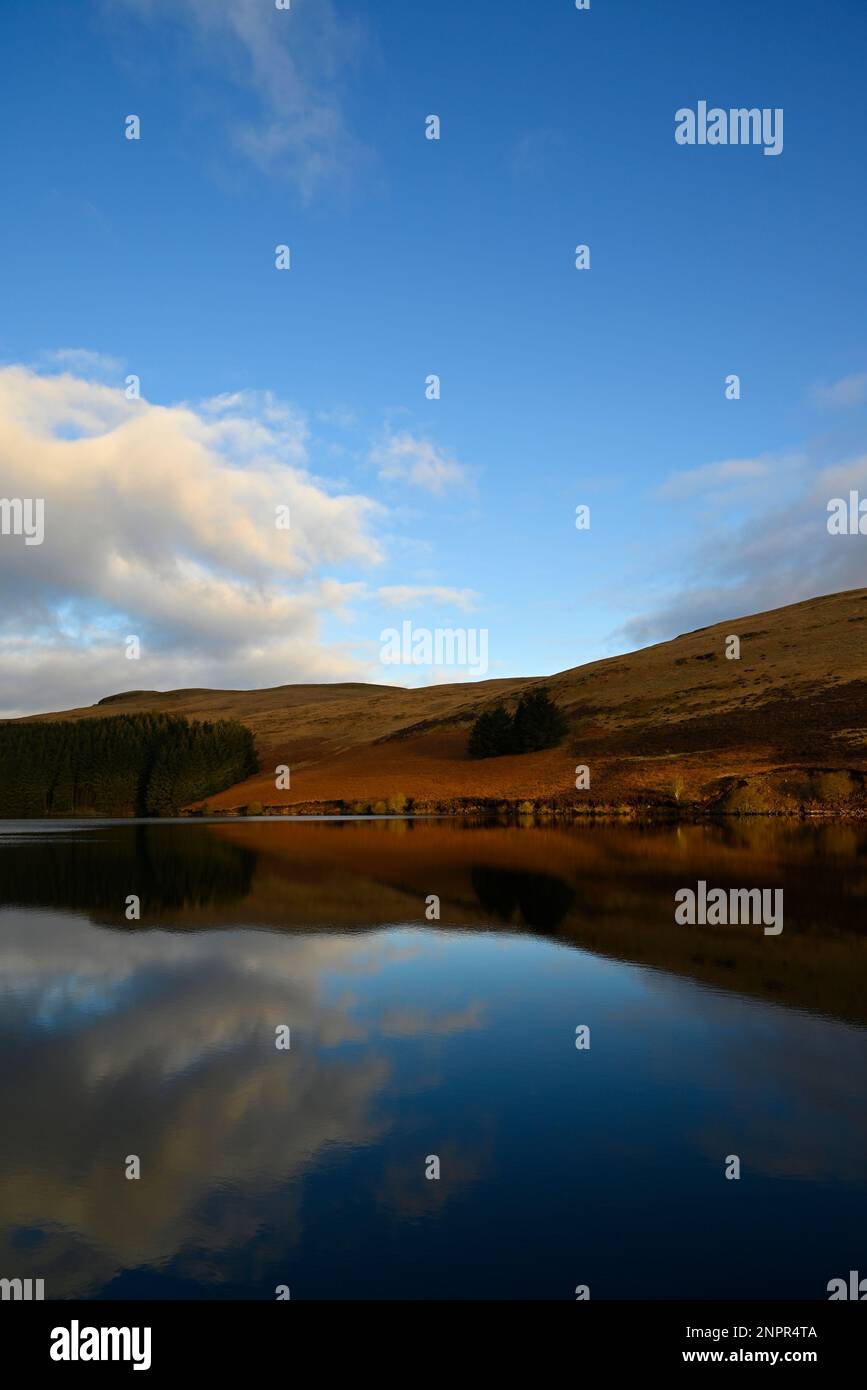 Upper Glendevon reservoir Perthshire Stock Photo - Alamy