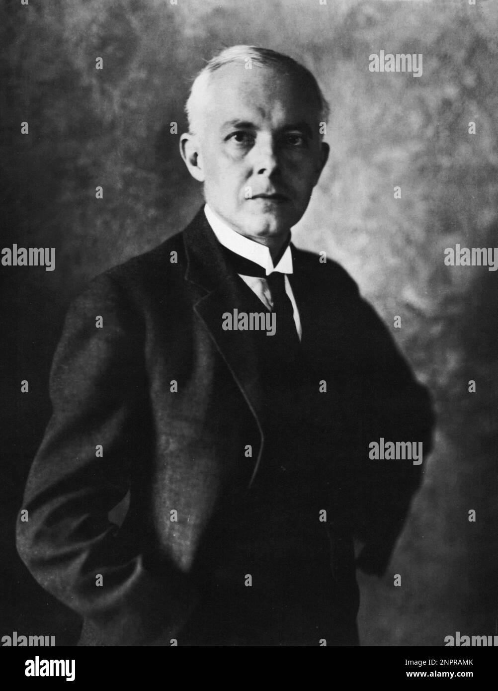 The hungarian music composer , pianist and musicologist Béla BARTOK ( 1881 - 1945 ) - MUSICA ...