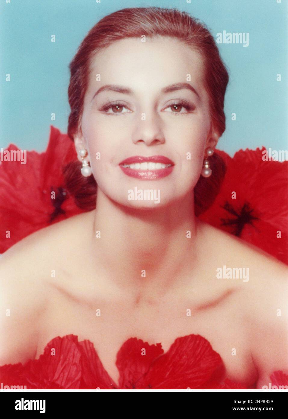 Actress cyd hi-res stock photography and images - Alamy