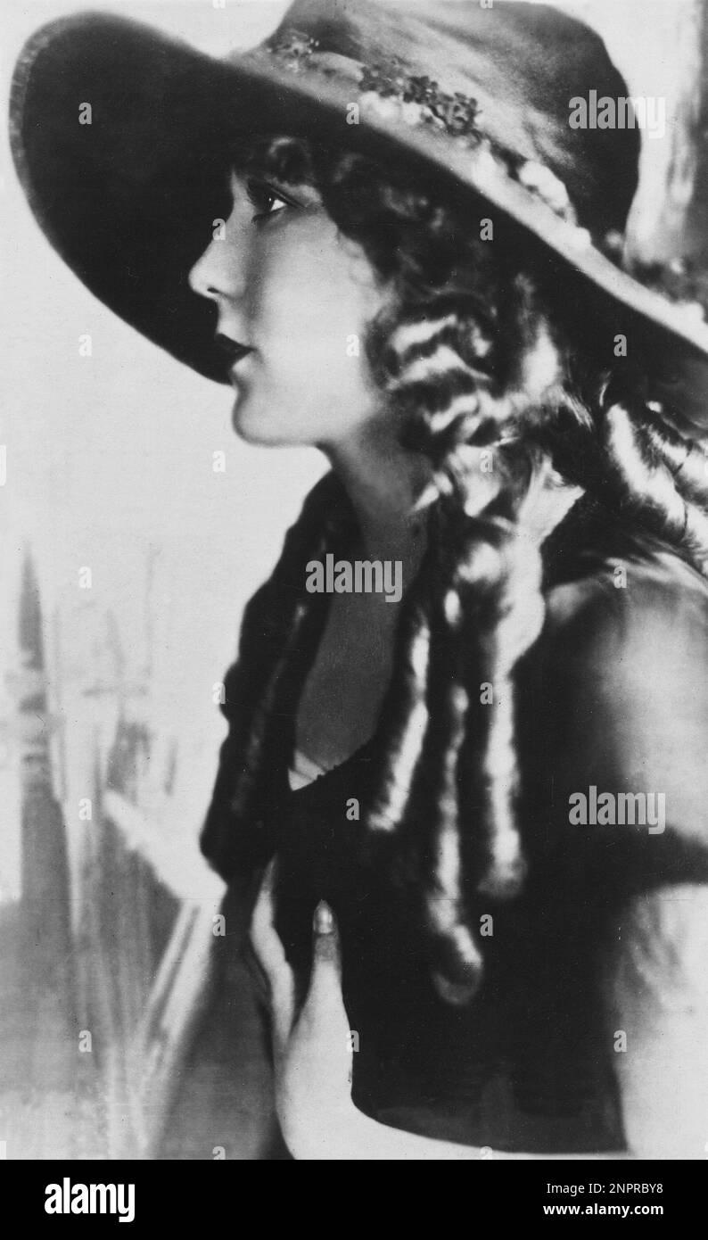 1920's : The silent movie actress MARY PICKFORD ( born Gladys M. Smith ...