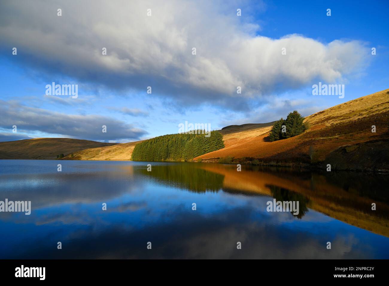 Scottish reservoir hi-res stock photography and images - Alamy