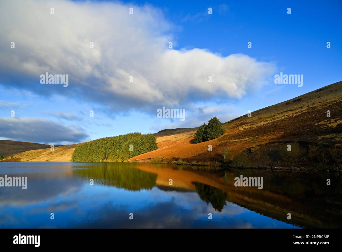 Upper Glendevon reservoir Perthshire Stock Photo - Alamy