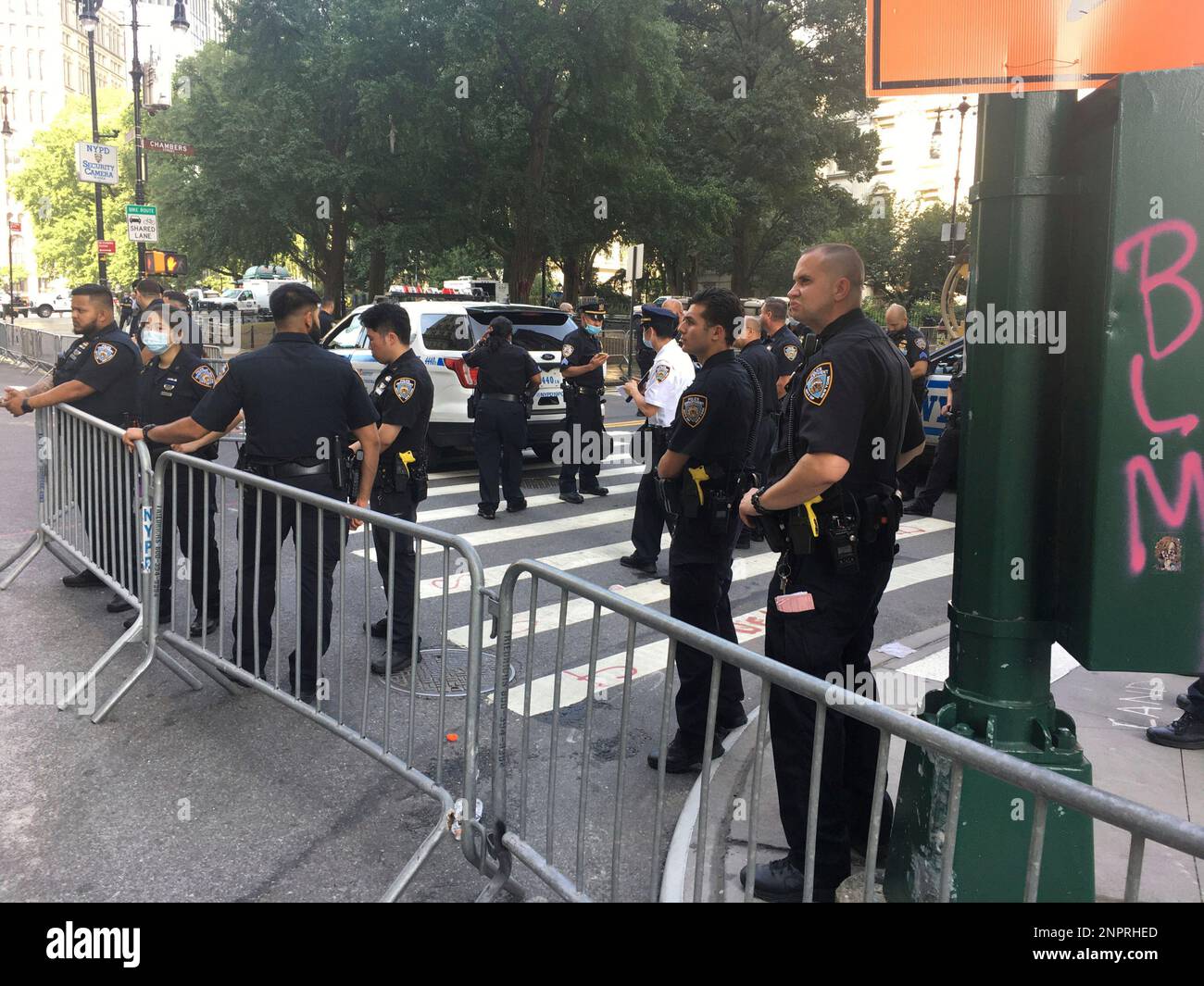 Photo by: zz/STRF/STAR MAX/IPx 2020 7/22/20 NYPD officers in riot gear ...