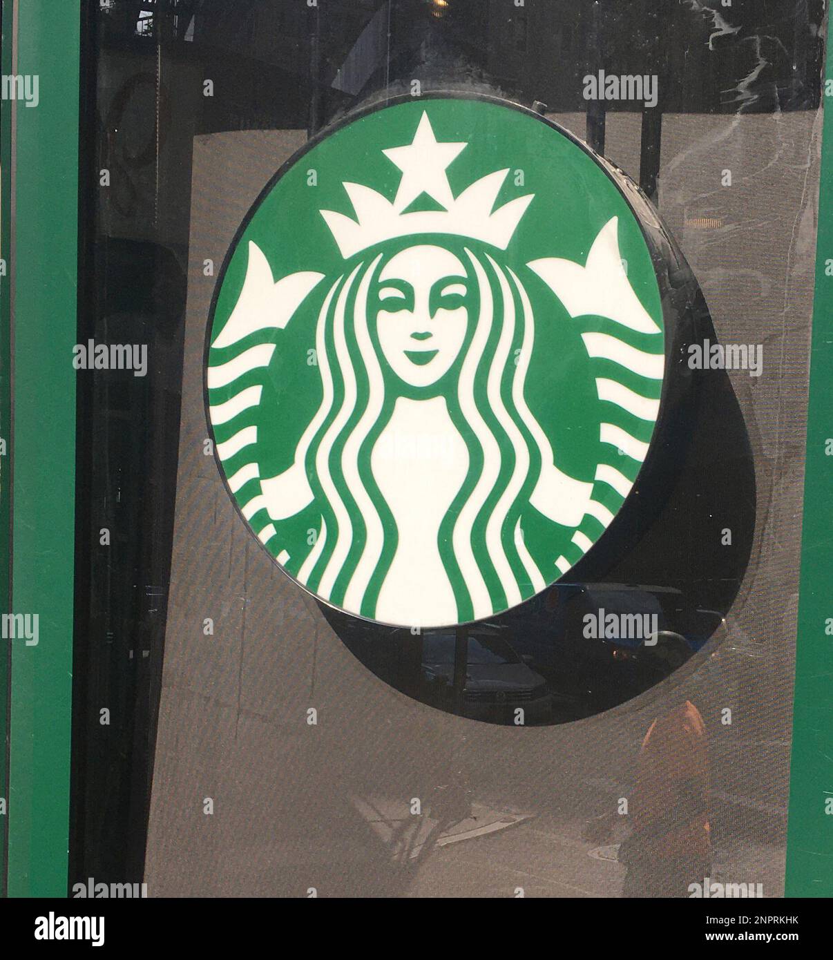 Photo by: STRF/STAR MAX/IPx 2020 7/22/20 Former New Jersey Starbucks ...