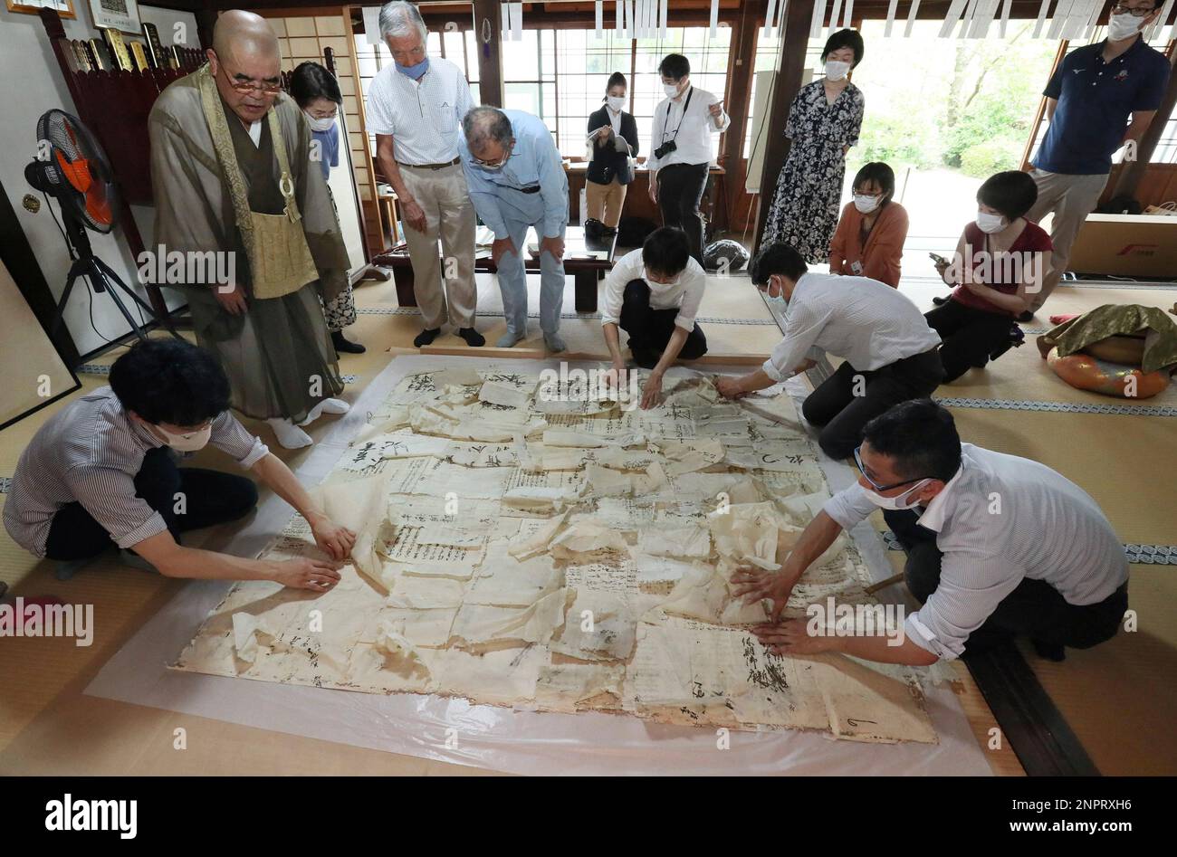 An important cultural property "Painting of Lin Bu" is removed for ...