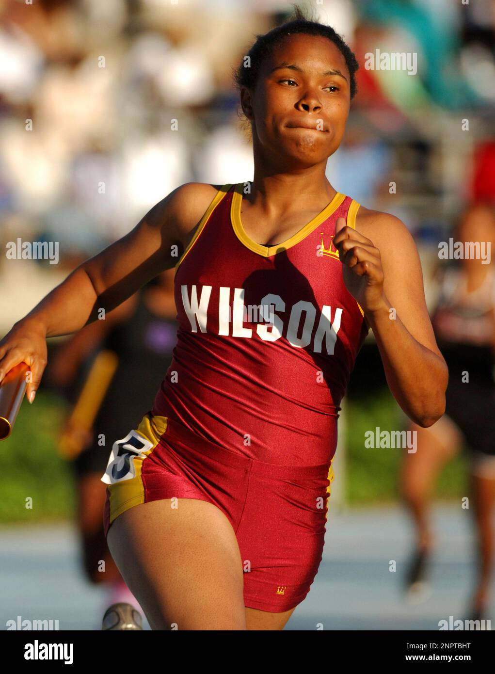 Shelise Williams runs on Long Beach Wilson Division I runner-up girls ...