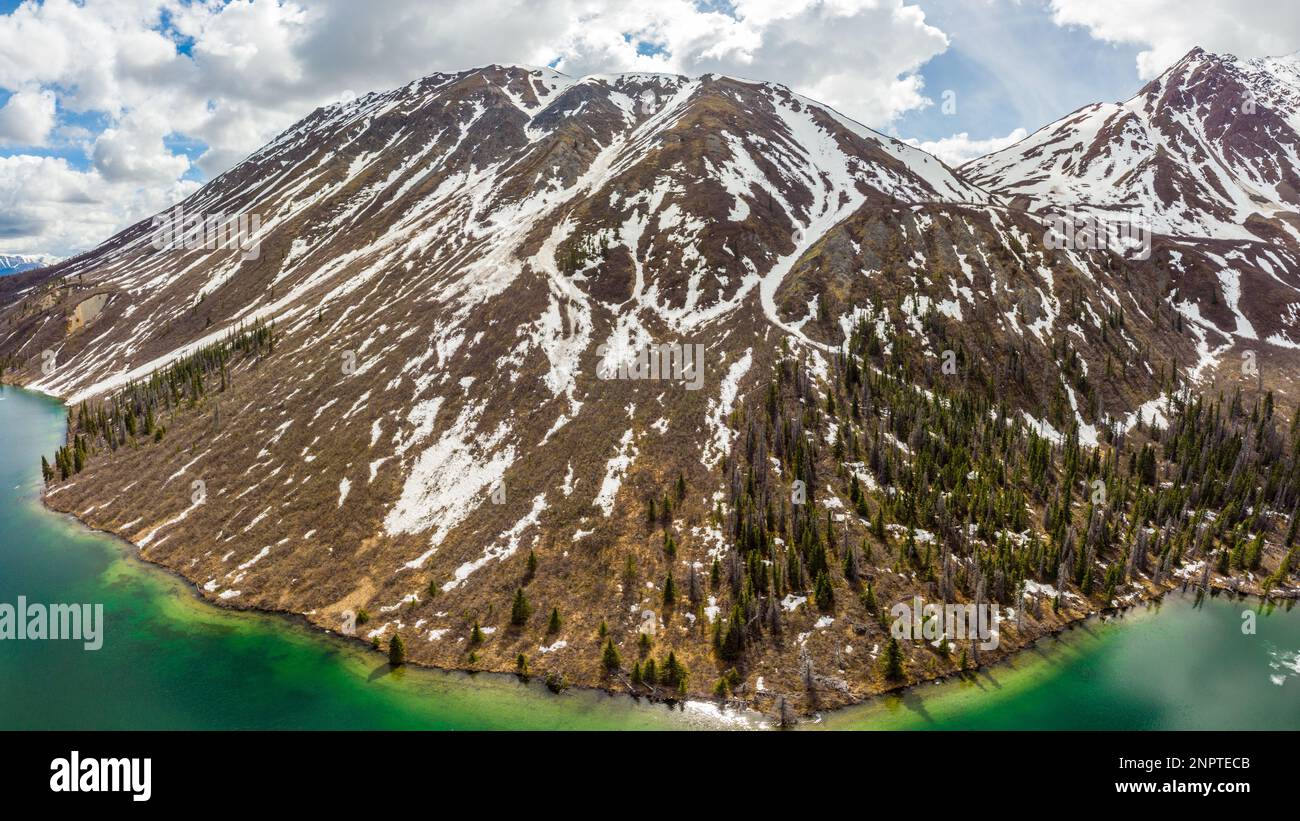 Stunning wilderness lake views in northern Canada during summer time ...