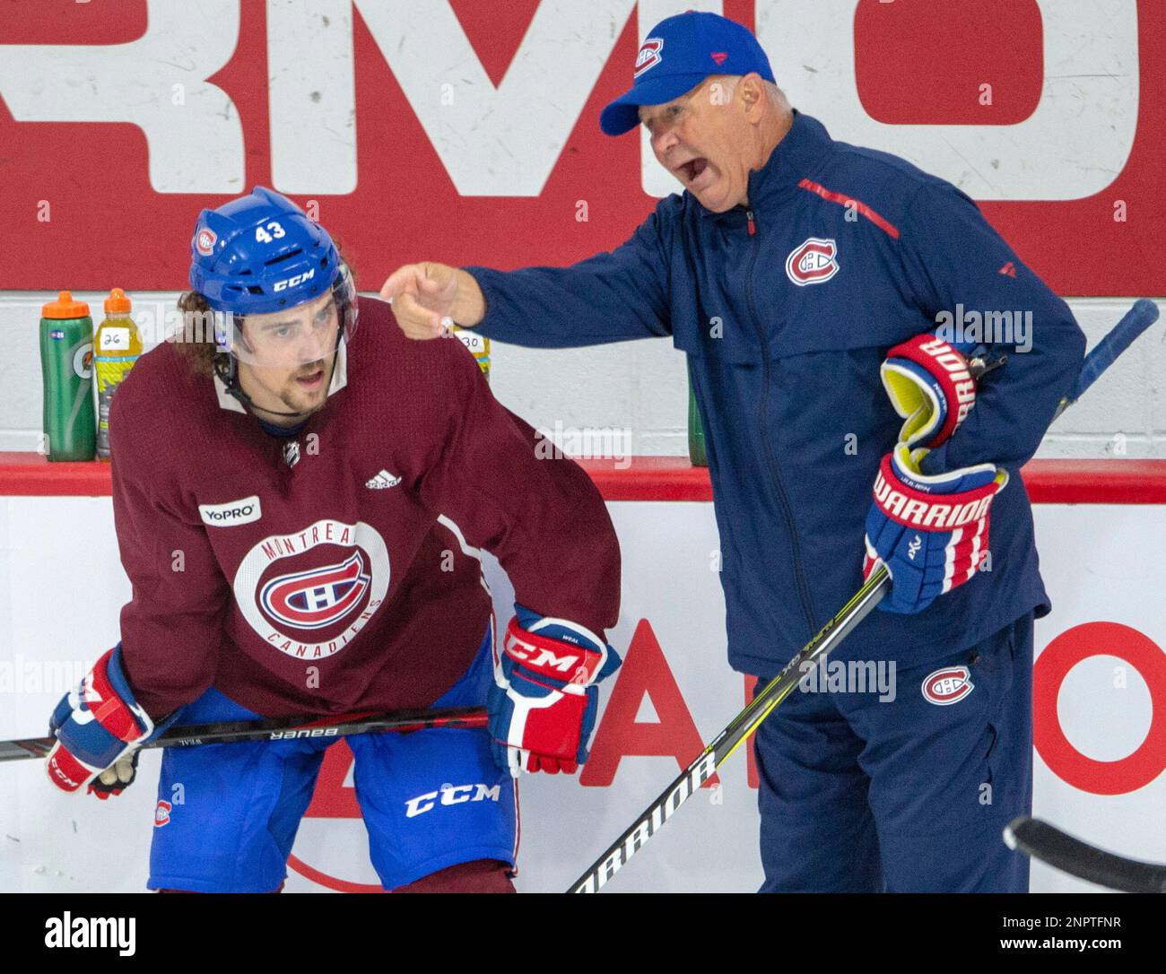 Montreal Canadiens head coach Claude Julien, right, speaks to Jordan ...