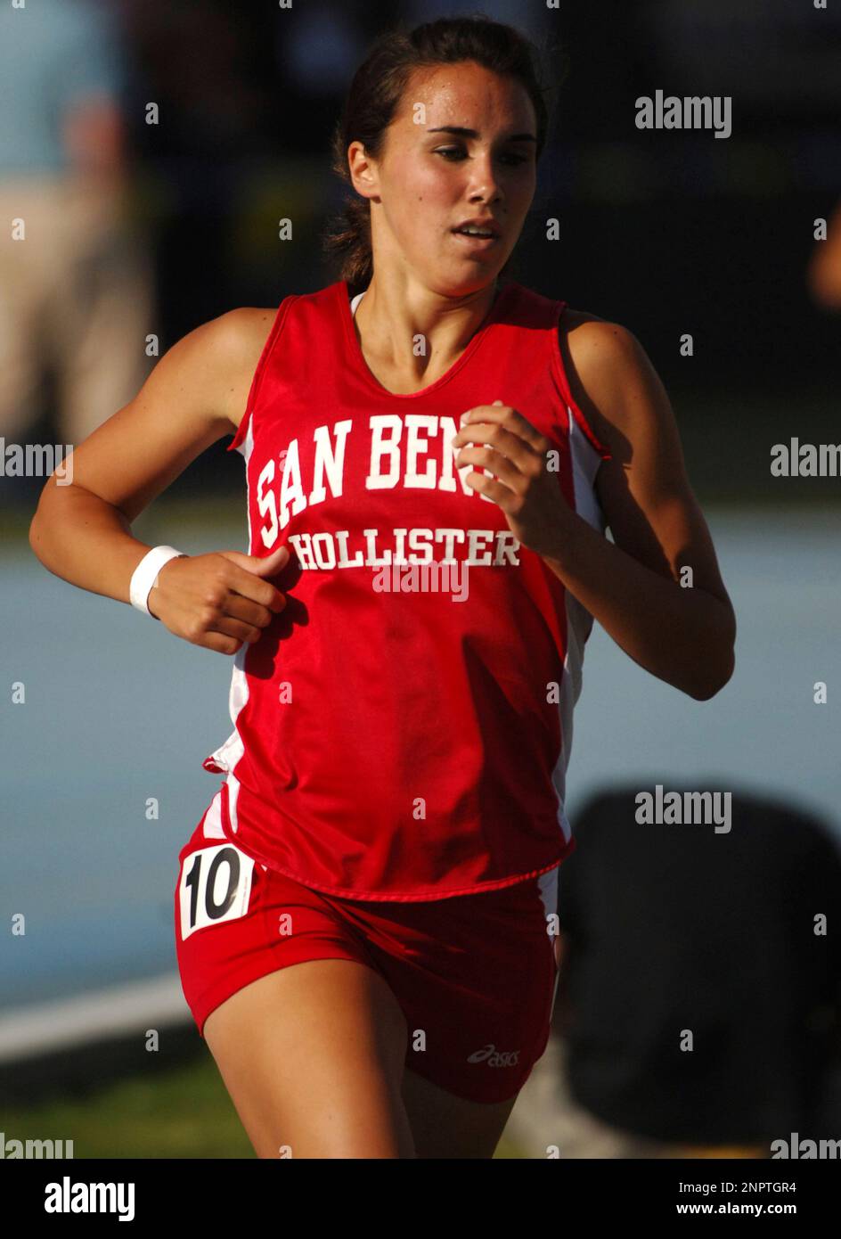 Amanda Boyd of San Benito places ninth in girls' 1,600-meter heat in 5: ...