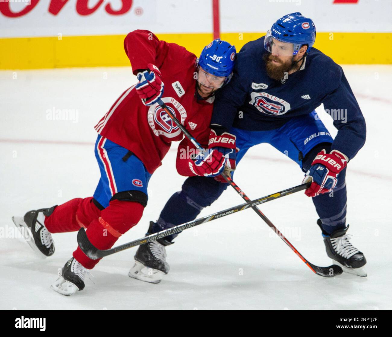 Montreal Canadiens defenceman Shea Weber, right, defends against ...