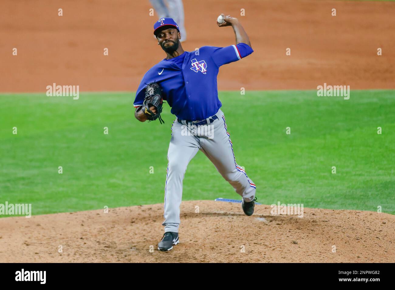 ARLINGTON, TX - JULY 04: Texas Rangers pitcher Taylor Hearn (52) winds ...