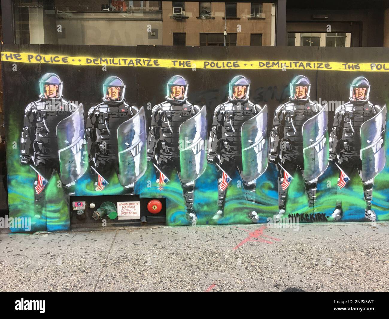 Photo by: STRF/STAR MAX/IPx 2020 6/29/20 Anti-Police and BLM Murals ...