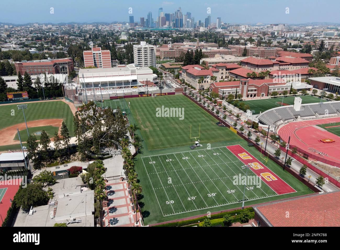 A general view of Dedeaux Field (left) and the Howard Jones/Brian ...