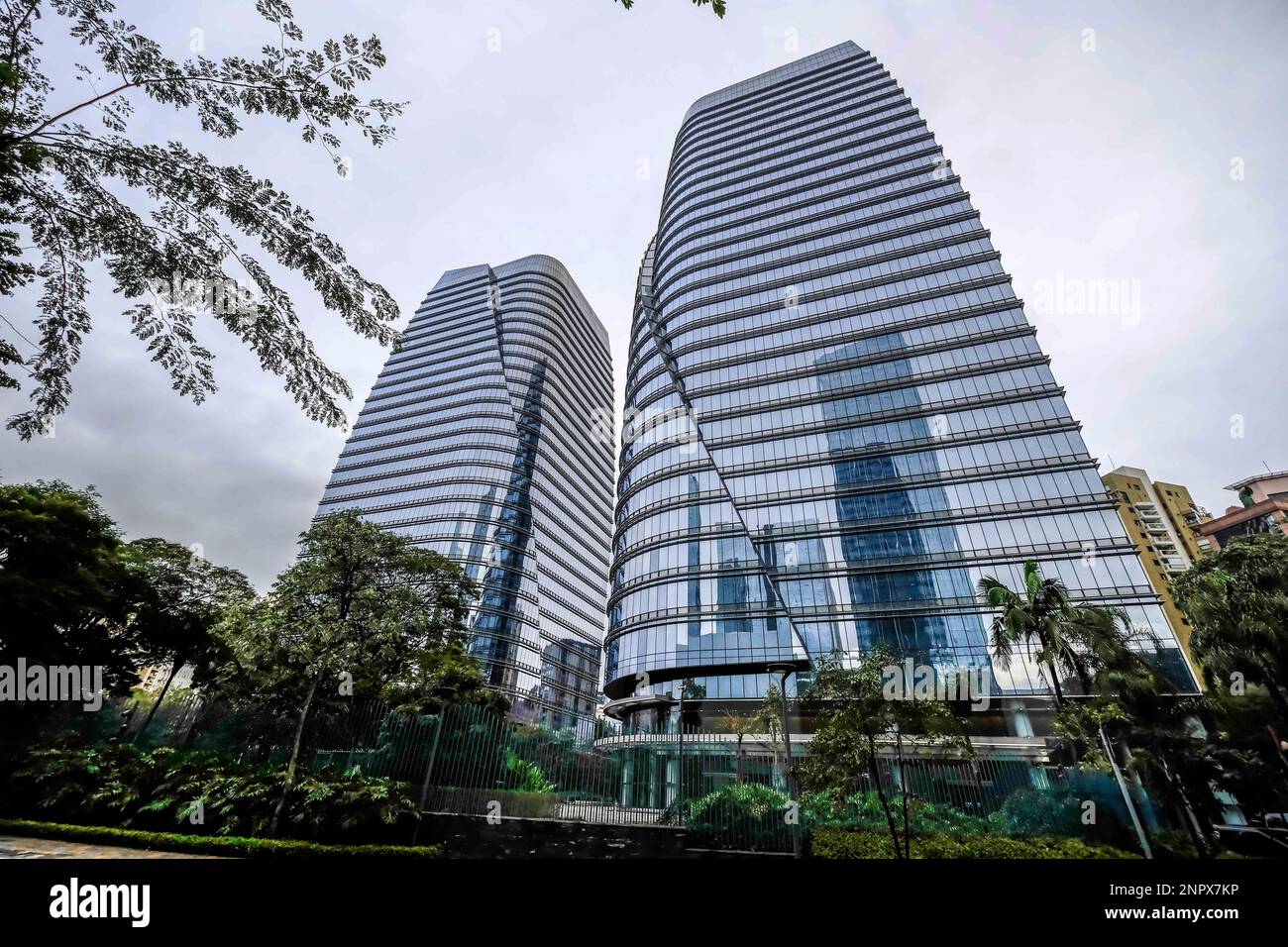 SP - Sao Paulo - 06/27/2020 - SAO PAULO, SP CORPORATE TOWERS Photo ...