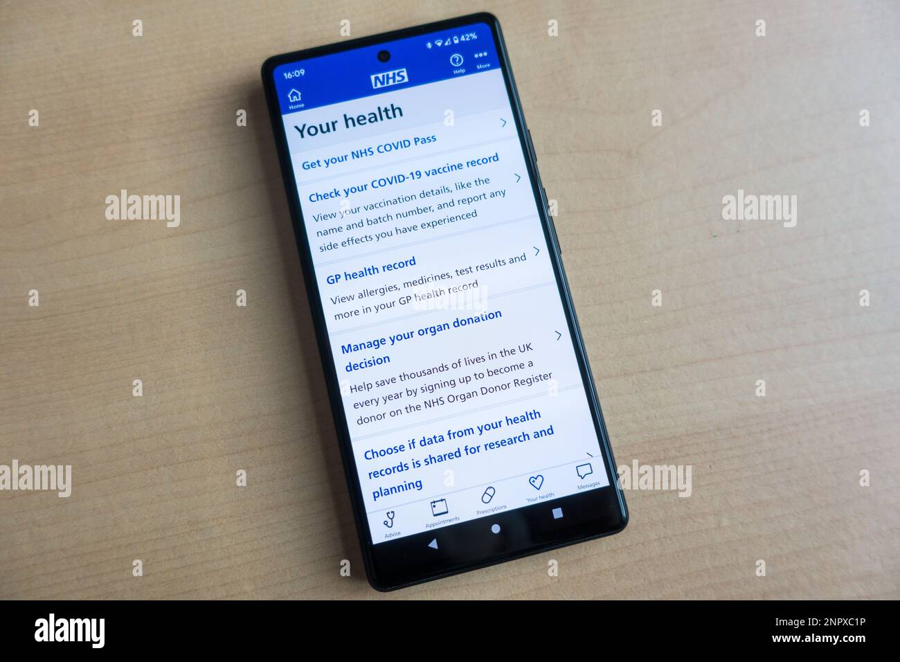 Nhs digital medical records hi-res stock photography and images - Alamy