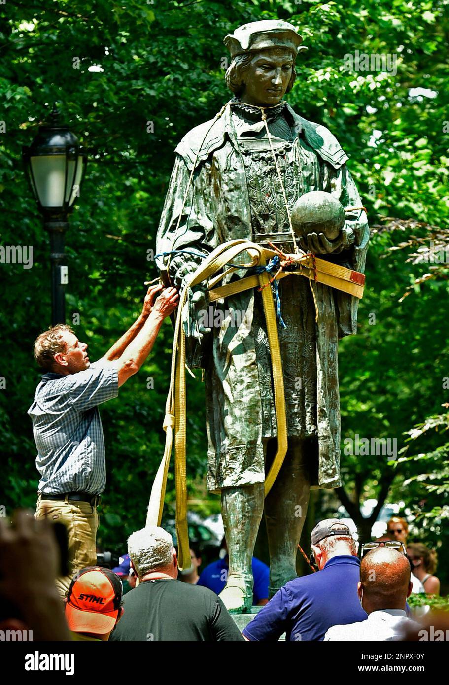 A statue of Christopher Columbus is removed from Wooster Square Park in ...