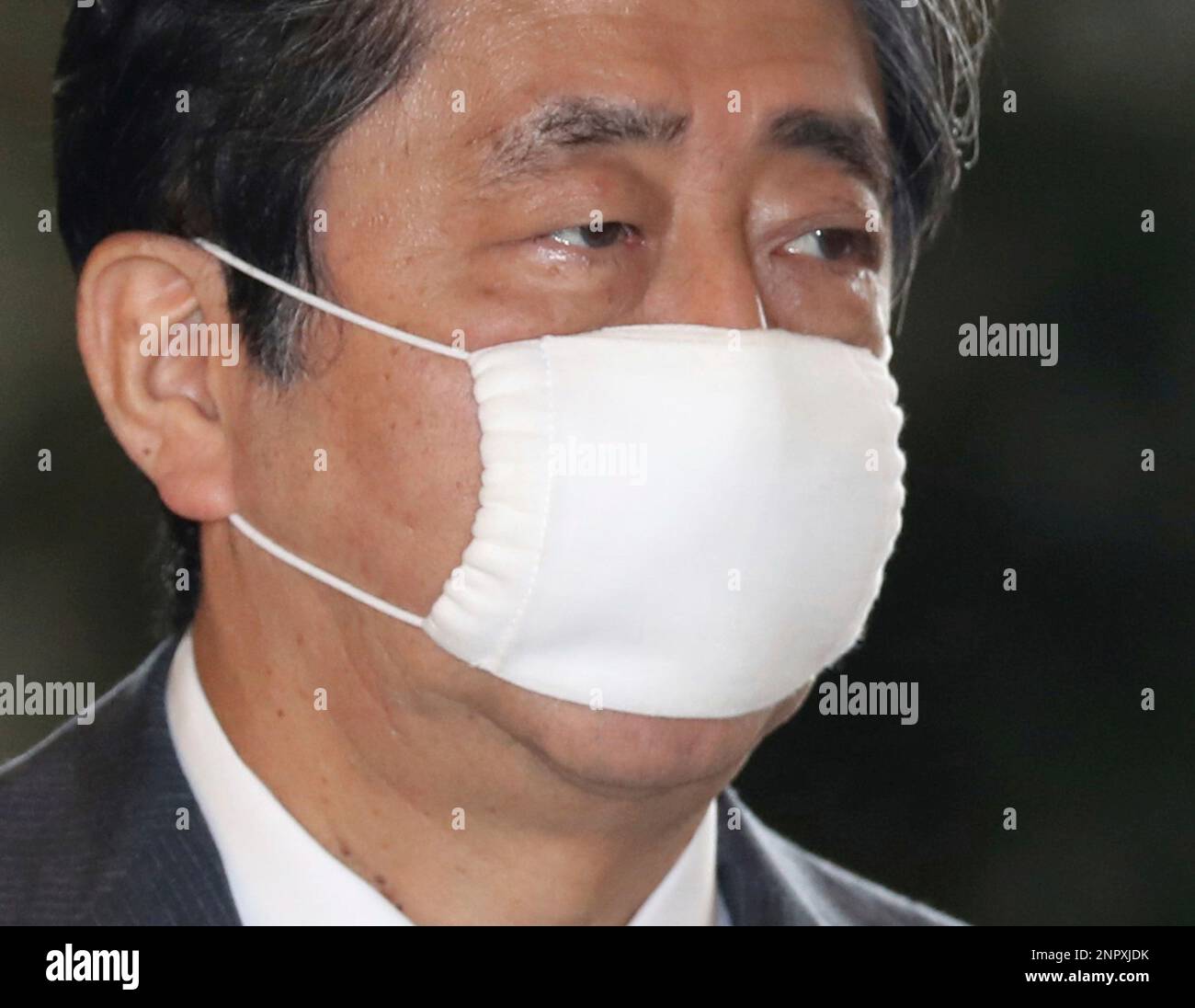 Japan's Prime Minister Shinzo Abe arrives at Prime Minister's Office in ...