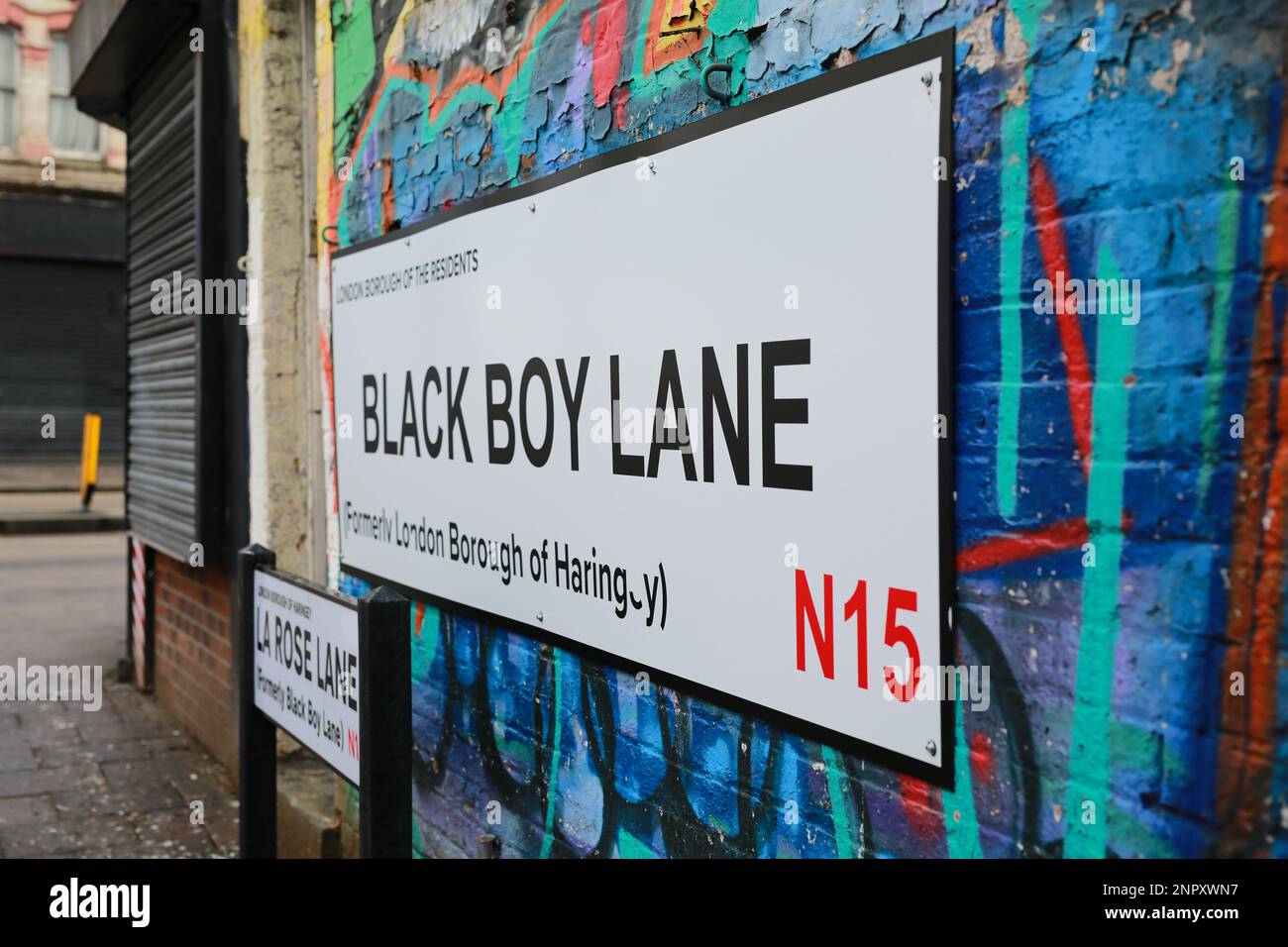 London, UK. 26 Jan 2023. Residents put up a large Black Boy Lane street ...