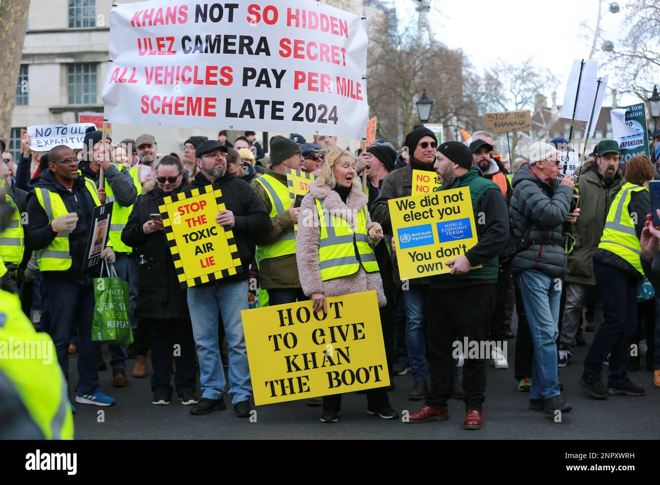 Ulez electric car hi-res stock photography and images - Alamy