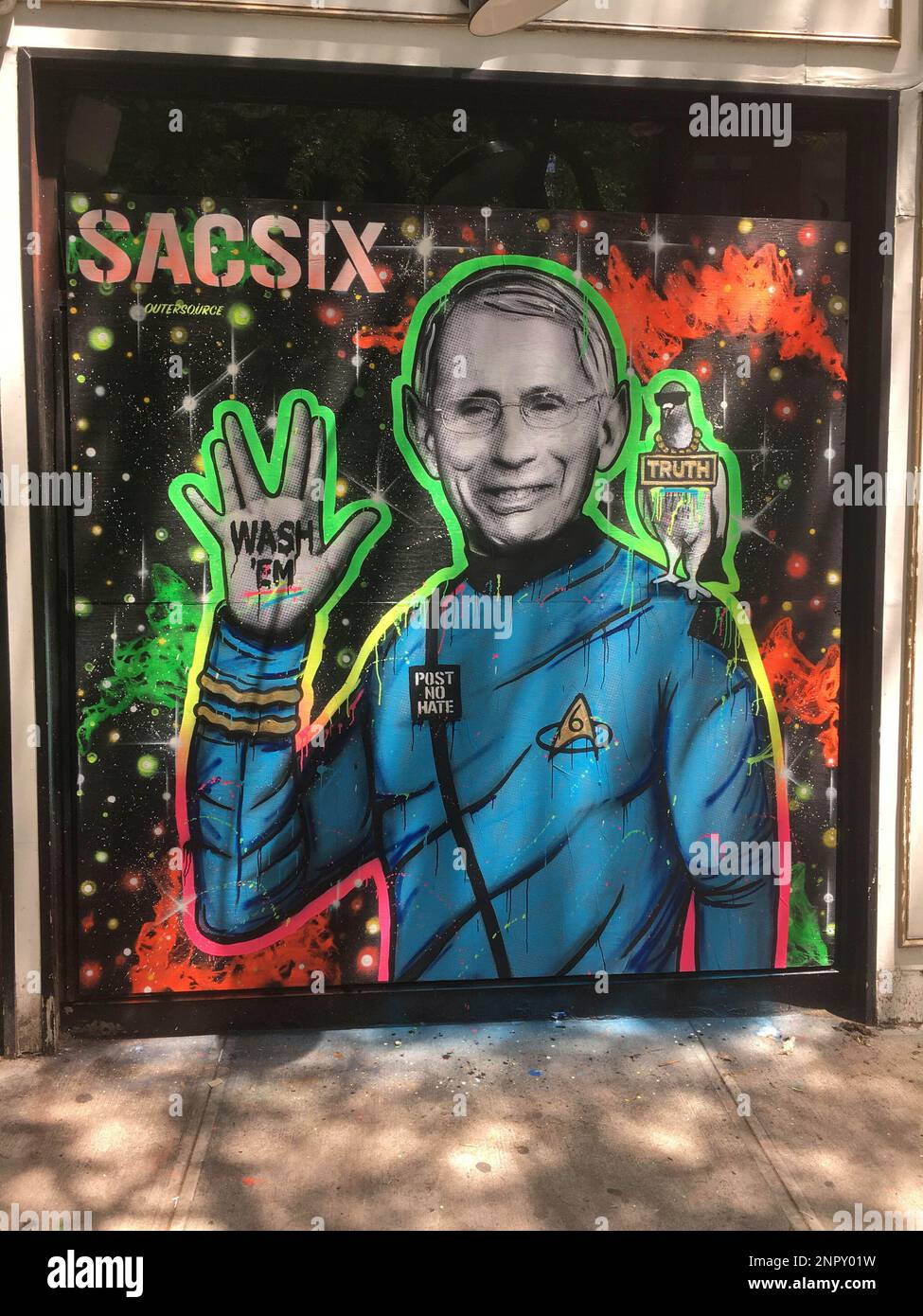 Photo by: STRF/STAR MAX/IPx 2020 6/19/20 A Mural of Dr. Fauci as Spock ...
