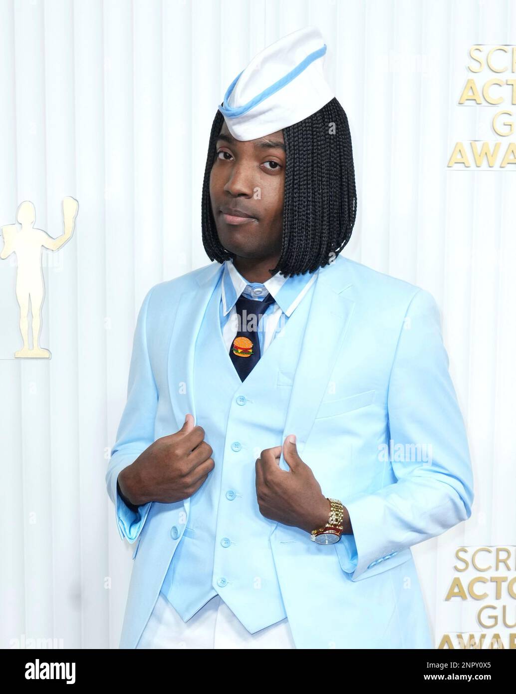 Kal Smith arrives at the 29th annual Screen Actors Guild Awards on ...