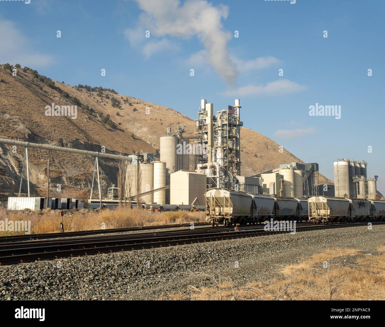 Cement plant along I-84 along the Columbia River. Oregon Stock Photo ...