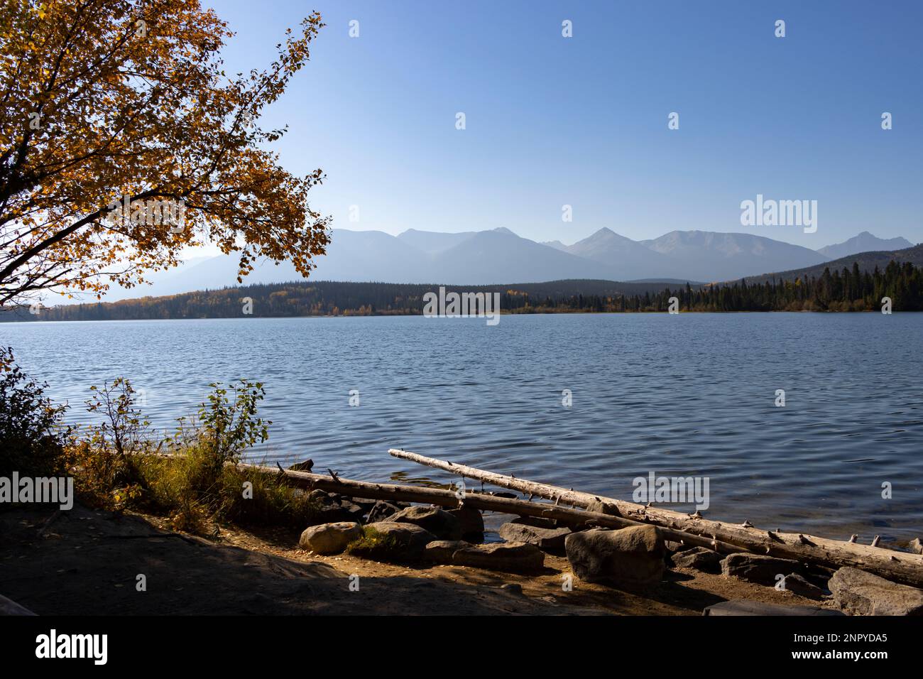 choppy water on Pyramid Lake Jasper Stock Photo - Alamy