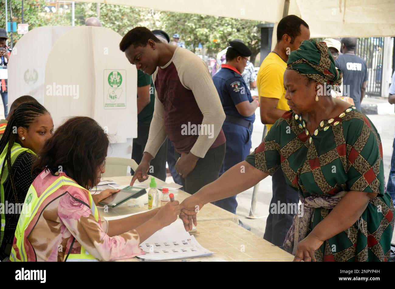 Nigeria elections voting hi-res stock photography and images - Alamy