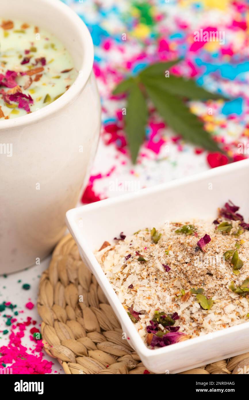 Kesariya hi-res stock photography and images - Alamy