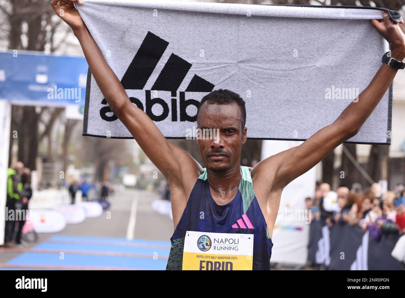 Cityhalf hi-res stock photography and images - Alamy