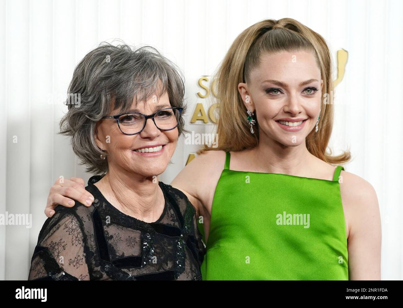 Sally Field, left, and Amanda Seyfried arrive at the 29th annual Screen ...