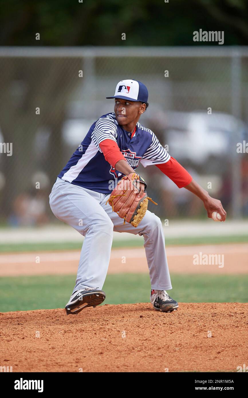 Isaiah Coupet (4) during the WWBA World Championship at the Roger Dean ...