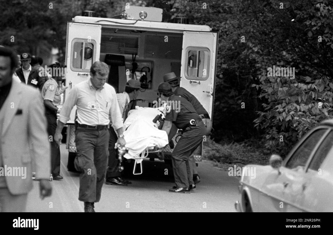 Investigators pull the body of missing person and victim Nathaniel ...