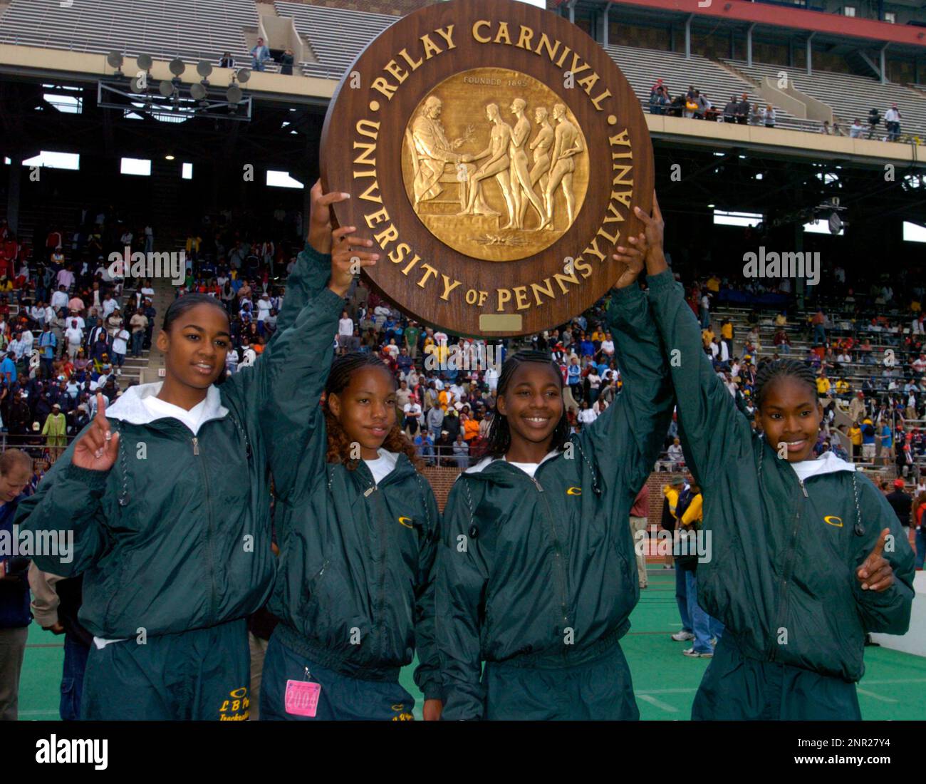 Dashanta Harris, Shana Woods, Jasmine Lee and Shalonda Solomon hold ...