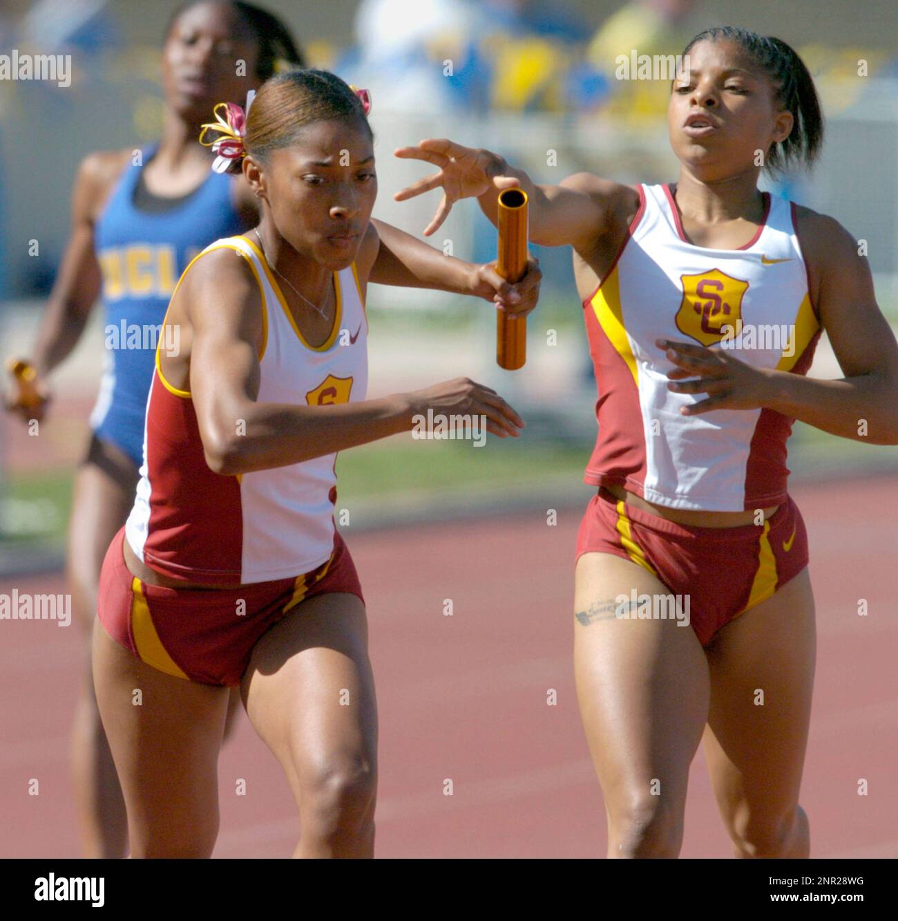 Treani Swain of the University of Southern California takes handoff ...