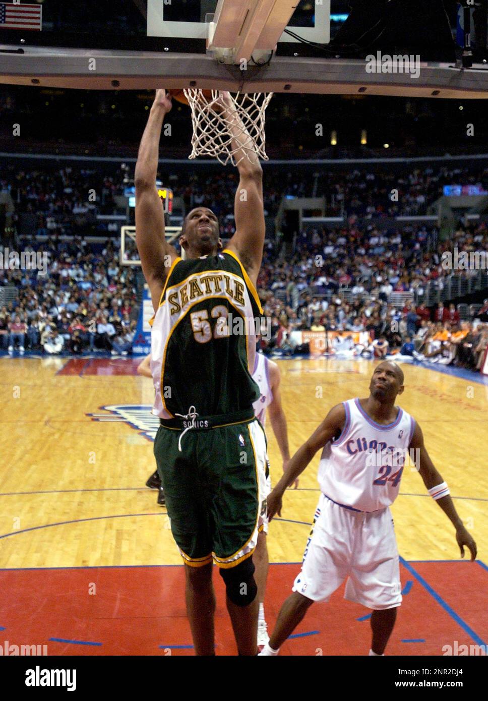 Calvin Booth of the Seattle SuperSonics during 118-87 victory over the ...