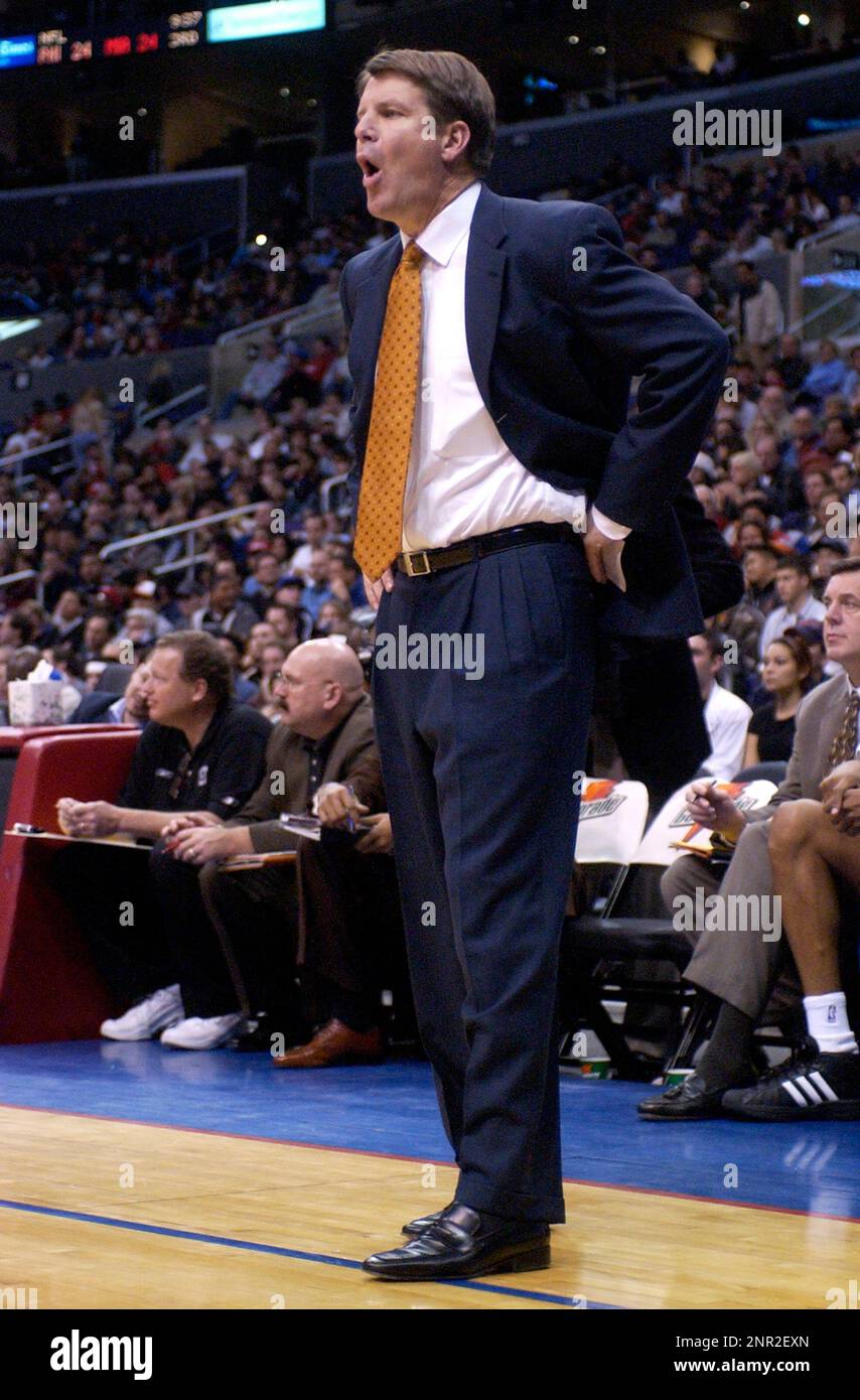 New Orleans Hornets coach Tim Floyd during 109-80 loss to the Los ...